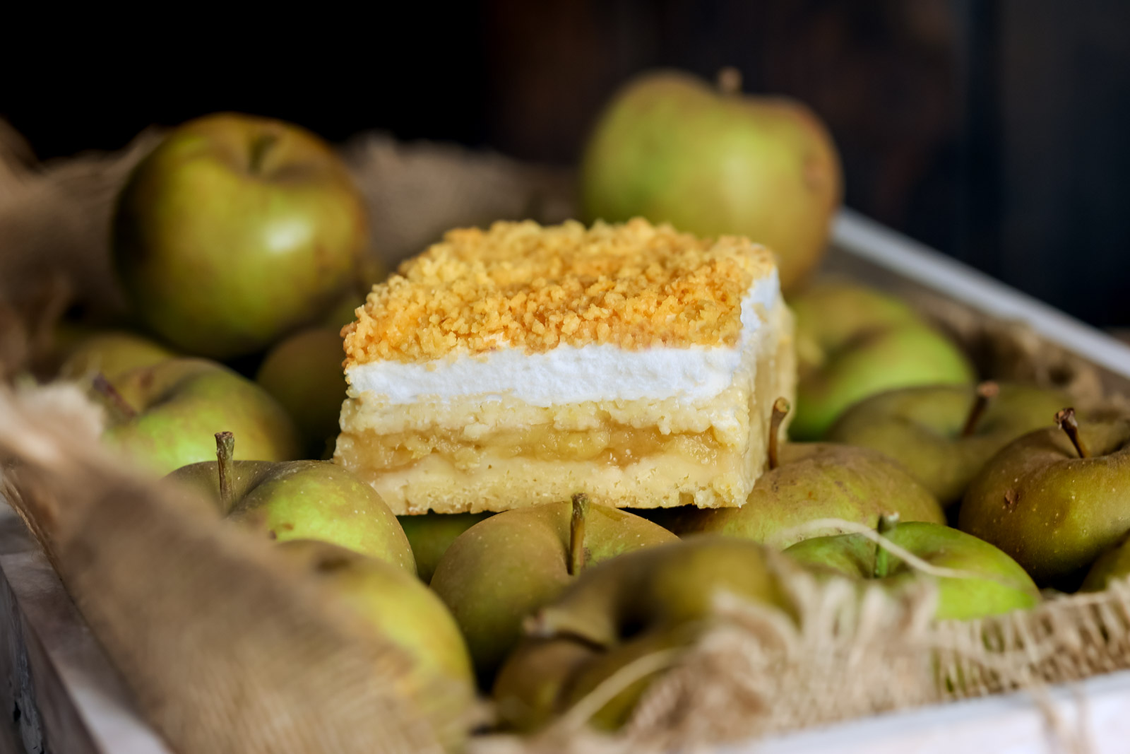 Szarlotka i jabłecznik – czym się różnią, jakie jabłka najlepiej wybrać ...